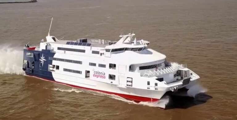 Colonia Express retoma la línea Buenos Aires-Colonia | Puente de Mando - Juan Carlos Diaz