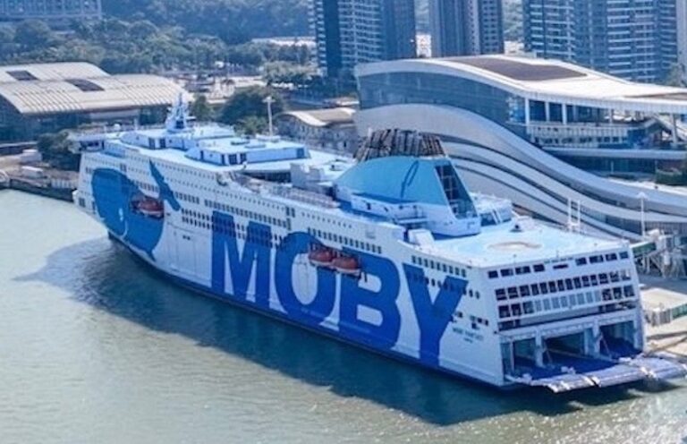 Próxima entrega del ferry italiano “Moby Fantasy” » Puente de Mando ...