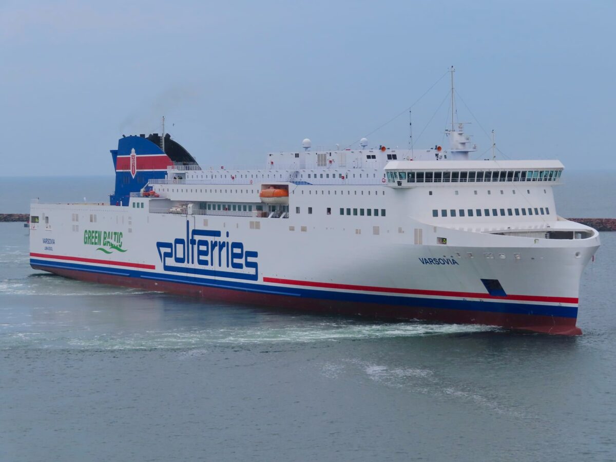 El ferry “Varsovia”, nuevo buque insignia de Polferries, recibido con ...