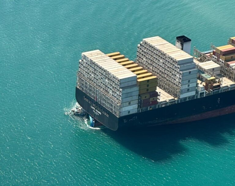 Imágenes del grave incidente del remolcador “Cala Gullo” hundido en el ...